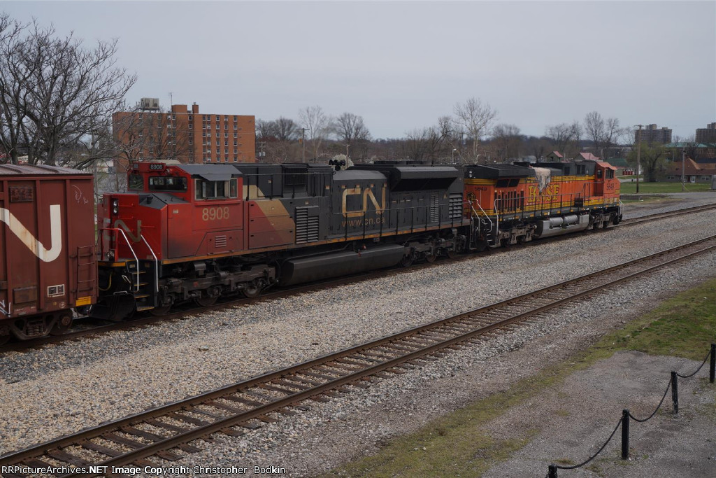 CN 8908